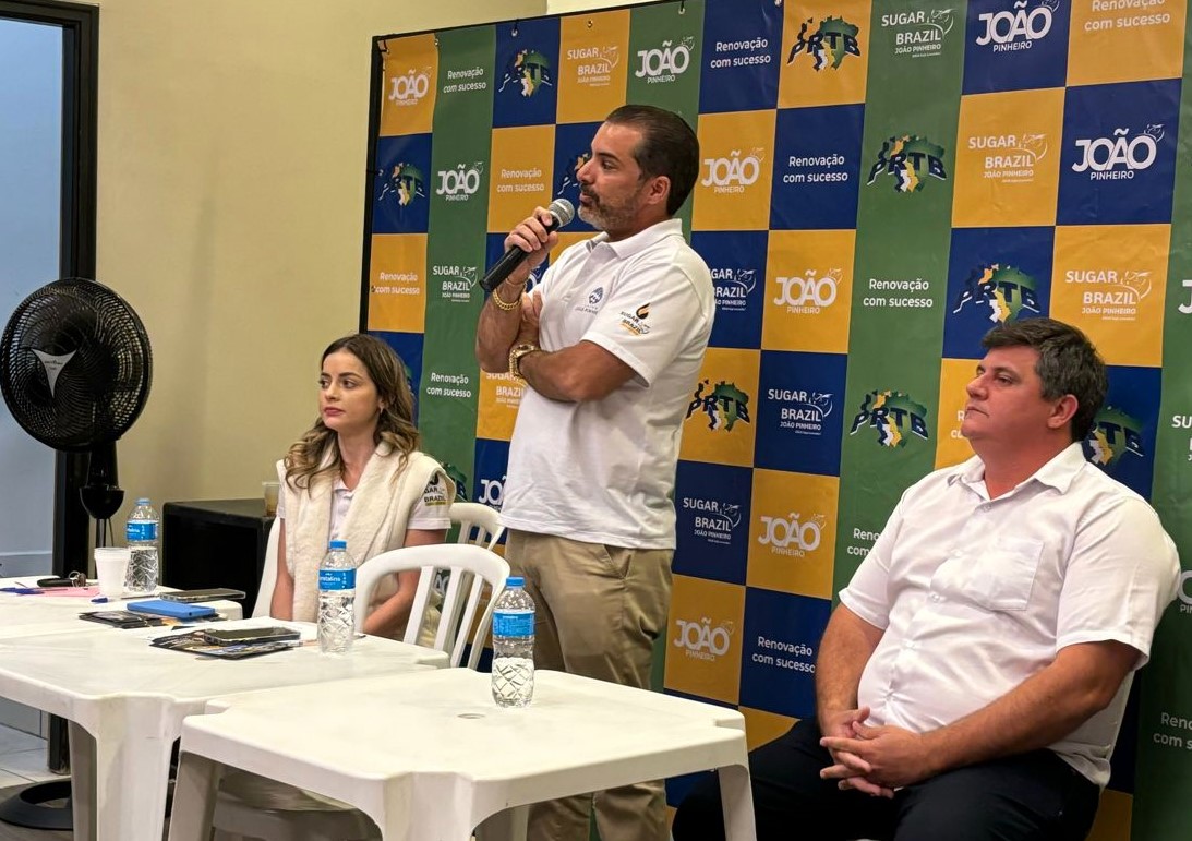 João Pinheiro apresenta plano de governo em comitê de Marília • Marília ...