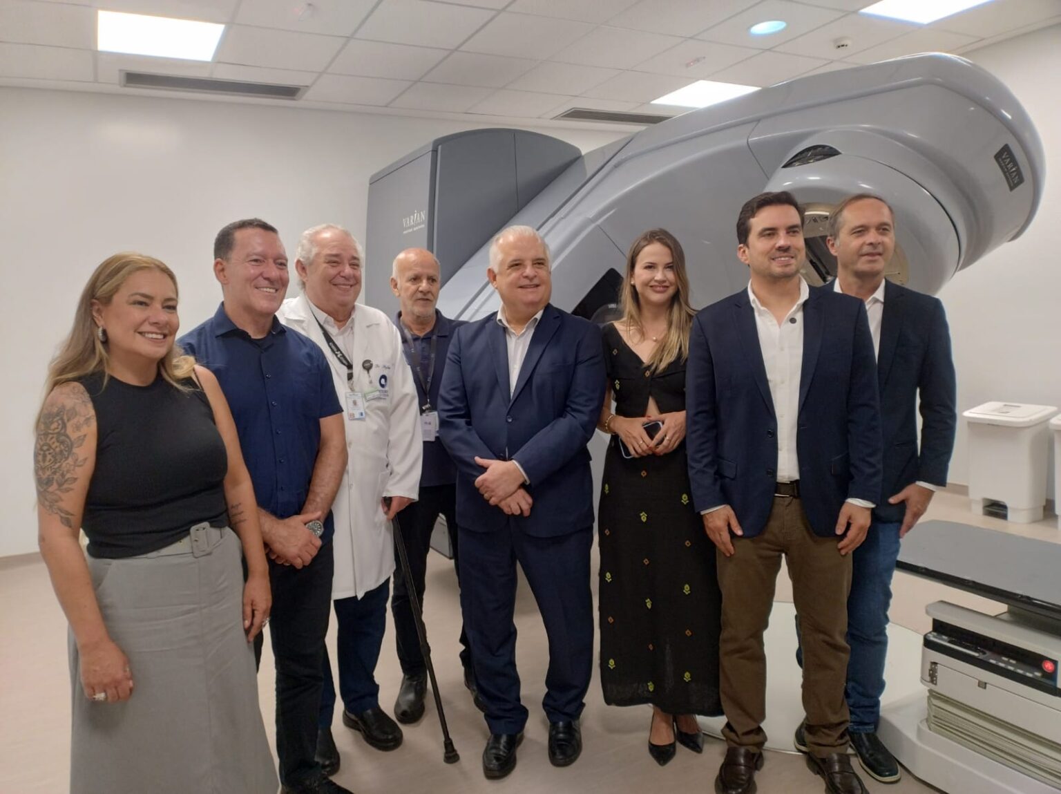 HC inaugura novo acelerador linear e amplia radioterapia em Marília ...